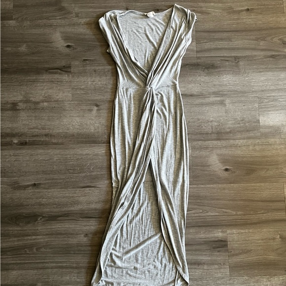 Rolla Coster | Dresses | Rolla Coster Light Grey Knot Front Plunge ...